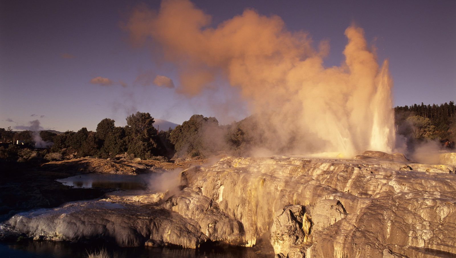The most impressive geysers in the world | 5 Continents Production